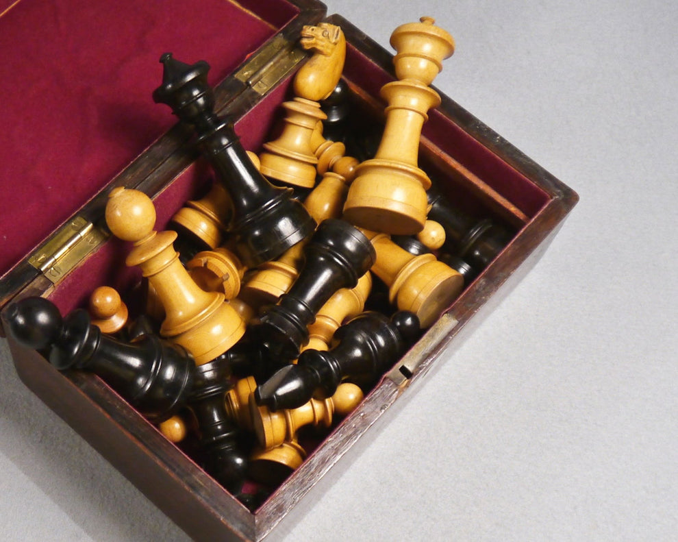 Large Antique “Edinburgh Upright” Chess Set – Luke Honey | Antiques, Chess, Backgammon & Games