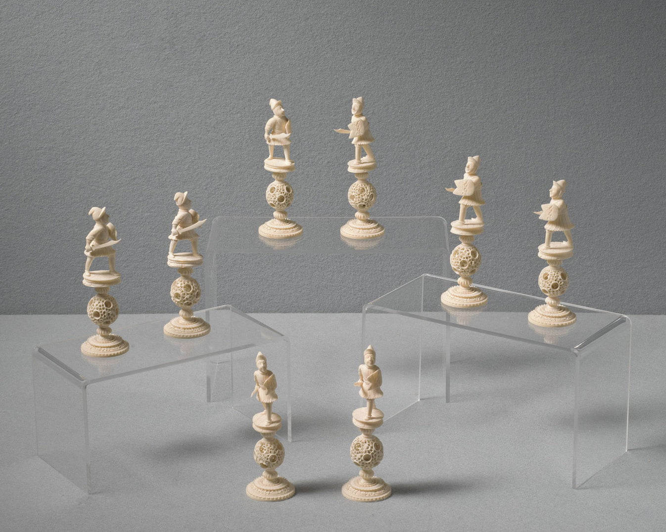 Large Canton King George Chess Set, circa 1820 – Luke Honey | Antiques ...