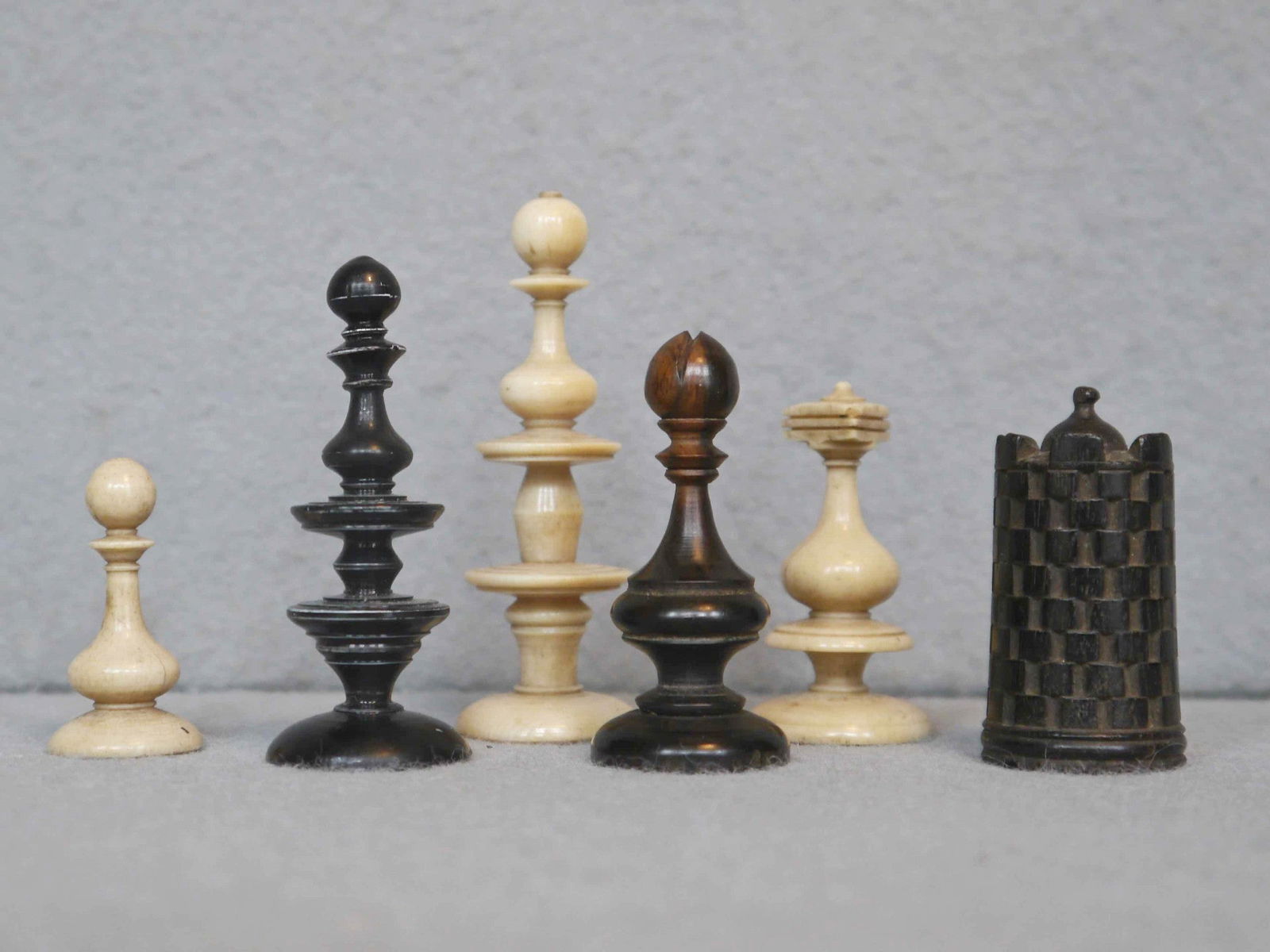 Rare Early English Chess Set, circa 1670 – Luke Honey | Antiques, Chess ...